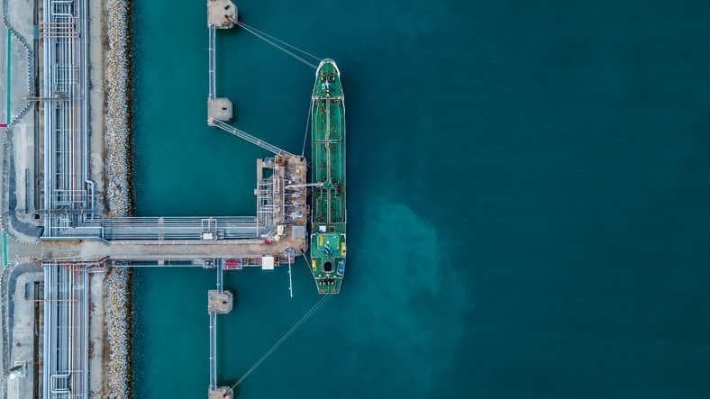 Fears of U.S. Economic Hard Landing Erase Gains from Libya Oil Shutdown ...