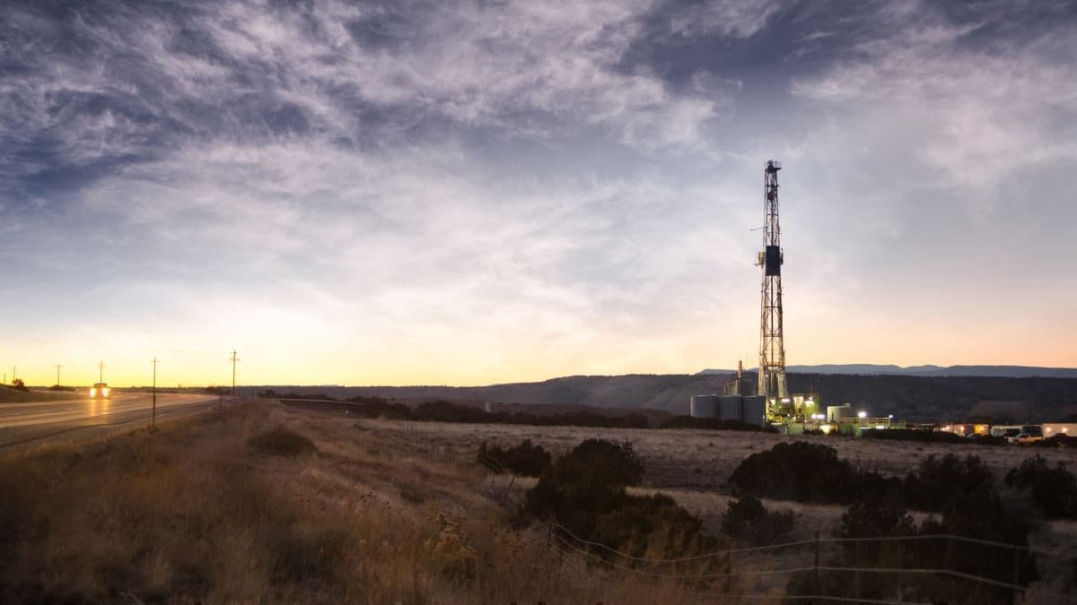 U.S. Oil, Gas Drilling Activity. Oil Production Slip | OilPrice.com