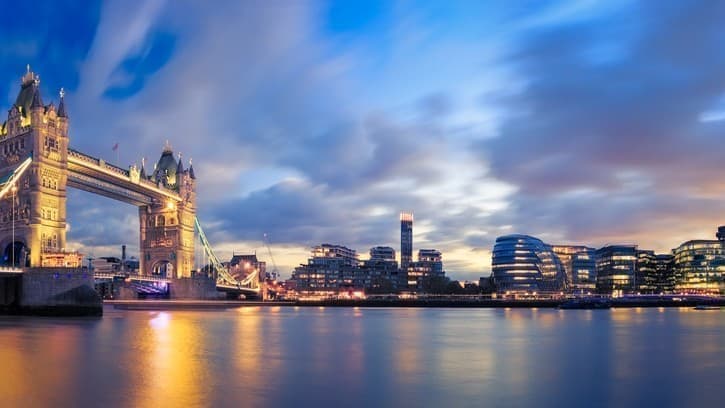 UK Government Acquires National Grid's Electricity System Operator ...