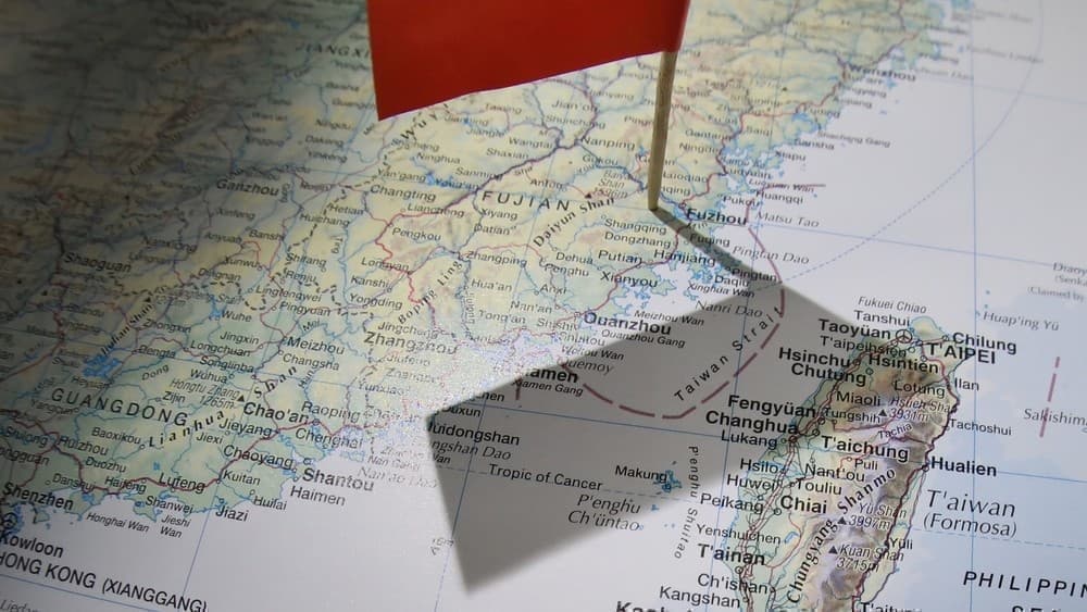 Mapping the Flow of Goods Through the Taiwan Strait | OilPrice.com
