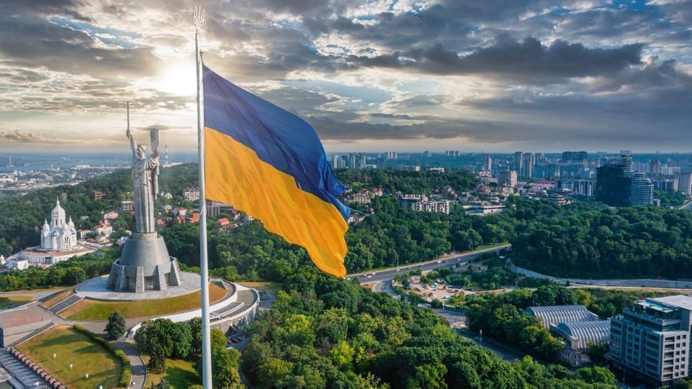 Putin Signals Willingness for Peace Talks After Attacks on Kyiv ...