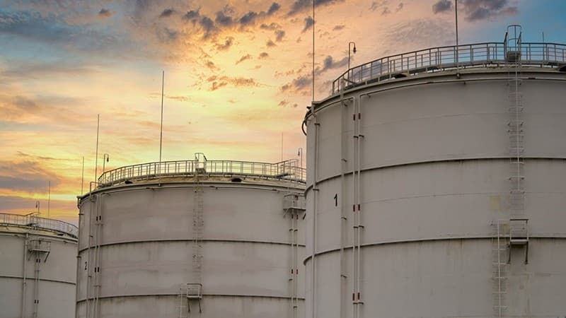 Oil Market Braces for Contango and Shale Slowdown | OilPrice.com