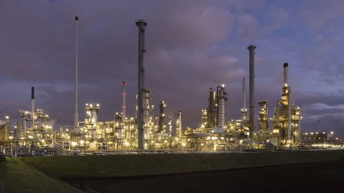 Refining Margins Soar as Global Oil Product Markets Tighten | OilPrice.com