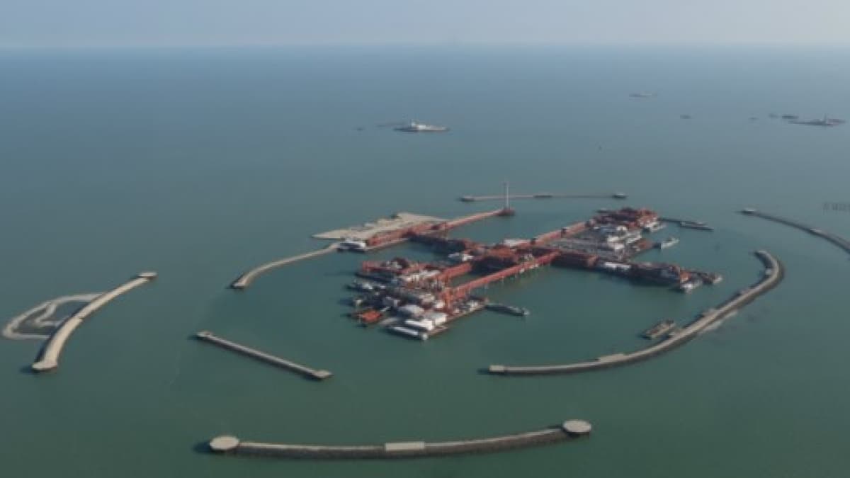This Giant Oil Field Just Hit An Impressive Production Record ...