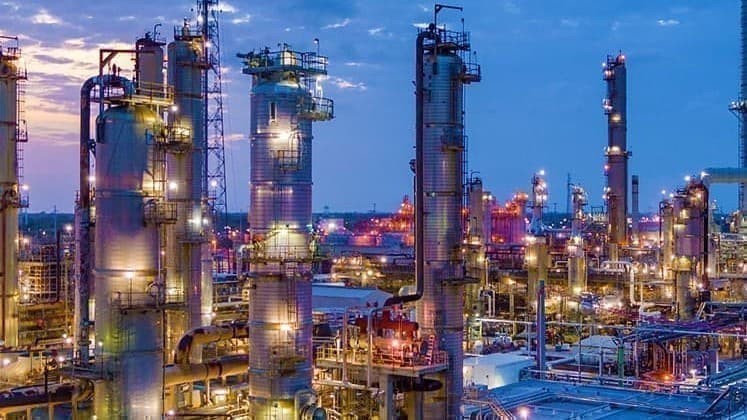 US Crude Inventories Draw Down While Prices Fall | OilPrice.com