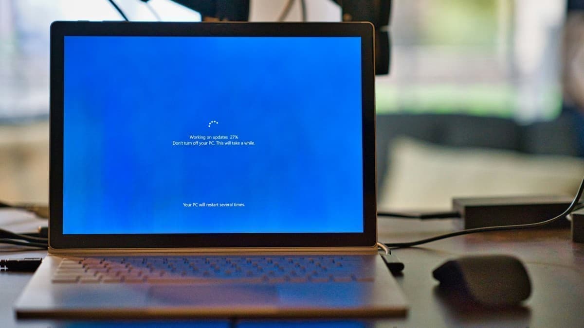 Microsoft Reinstates Services to Sanctioned Indian Refiner | OilPrice.com