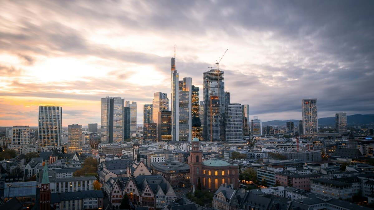 Germany Boosts Energy Security with New LNG Terminal | OilPrice.com