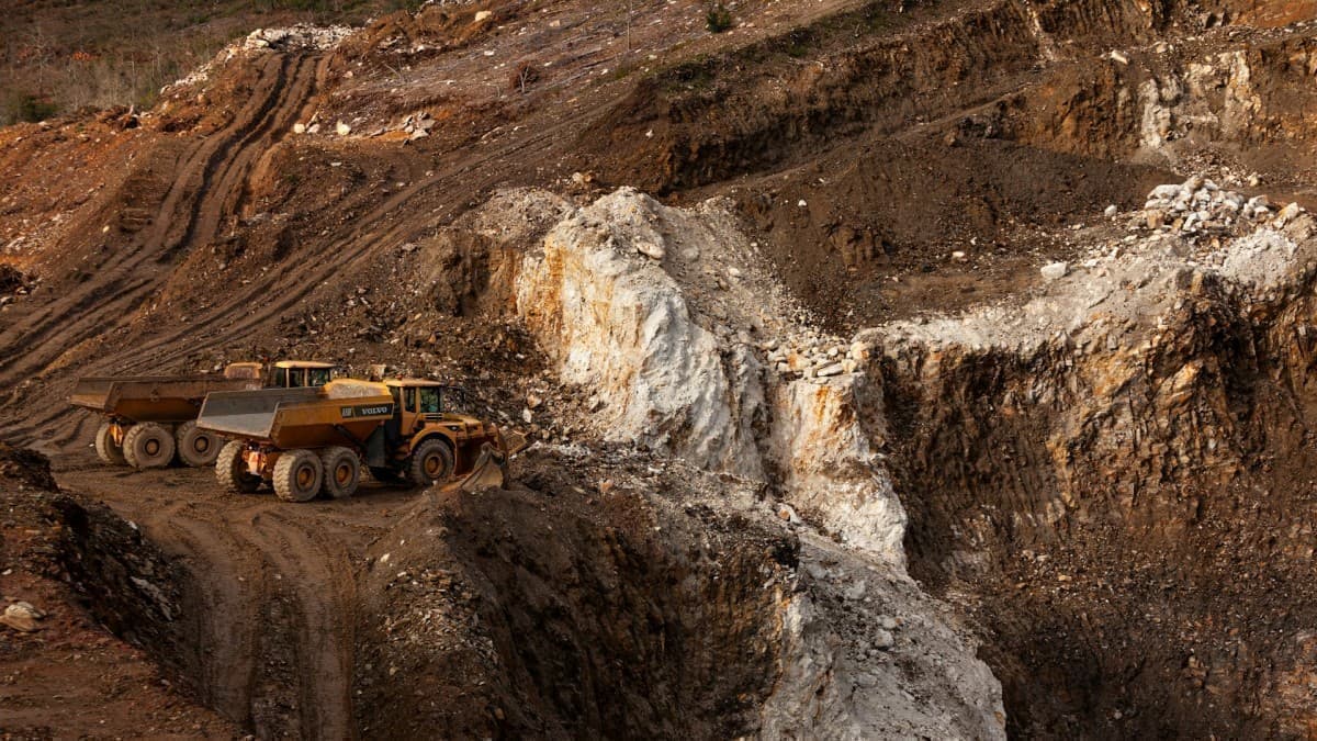 Angola Looks to Accelerate Mining Approvals to Attract Investment ...
