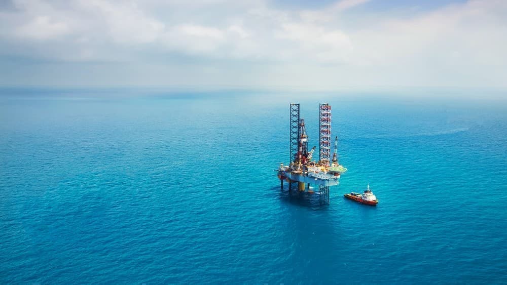 China’s CNOOC Discovers Massive Oilfield in Bohai Sea | OilPrice.com
